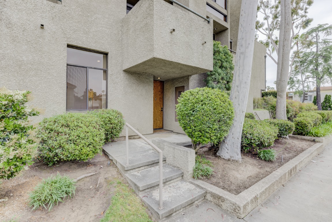 Schedule a Showing | 484 East California Boulevard, Pasadena, CA 91106 ...